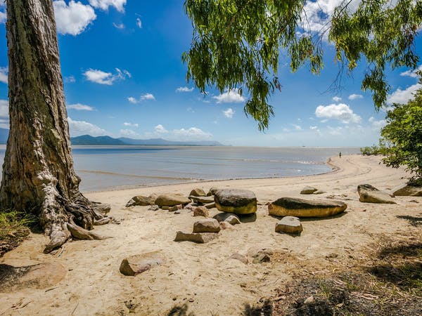 mandingalbay-indigenous-tours-beach – retreat | recreate